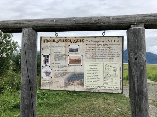 Exploring the little fishing town of Hope, Alaska – VeganRV